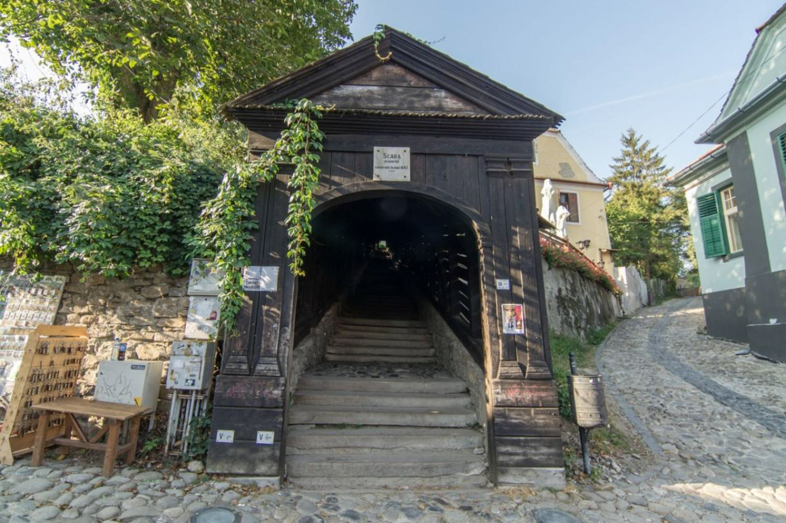 Scara de Lemn Acoperită, Monument de arhitectură in Sighișoara, Mureș ...
